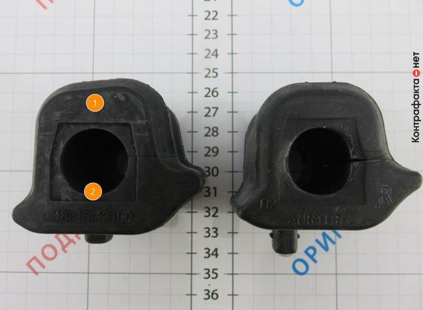 Запчасти Тойота: Втулка стабилизатора, правая (4881542100)